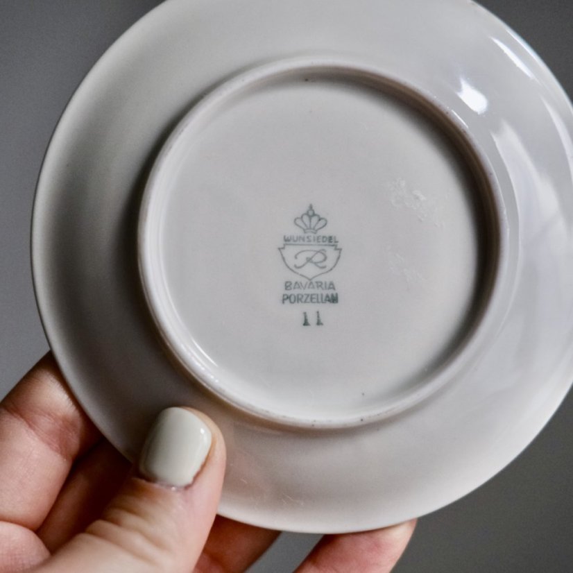 Mini talířek s květinou a zlatými kraji Bavaria 10,5cm x 10,5cm :: LAA ...